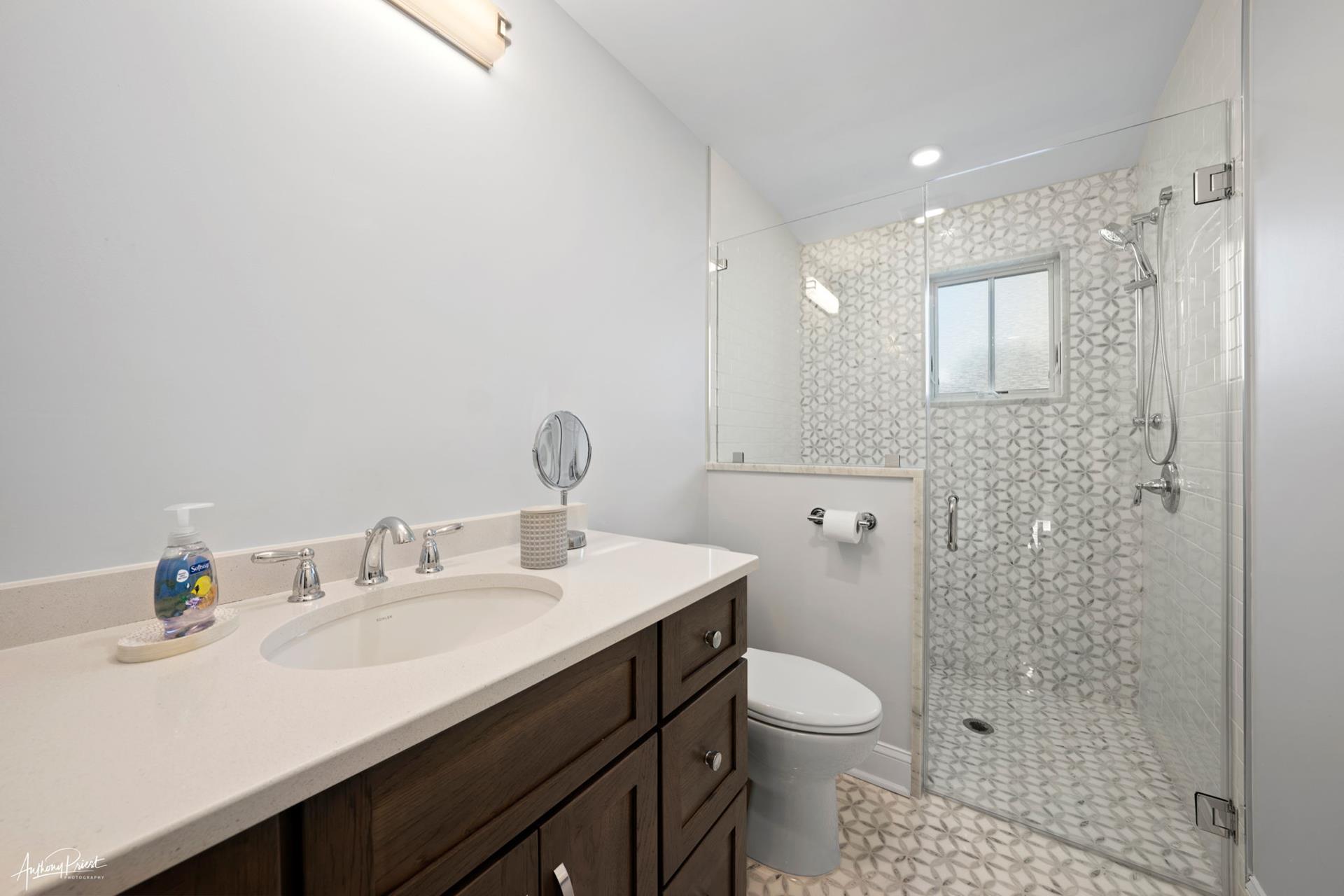 24 E 19th Street, Avalon | COMPASS RE - Avalon