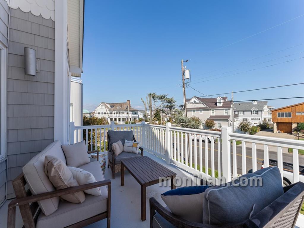 342 E Atlantic Boulevard, Ocean City | Vacation Rental | Monihan Realty