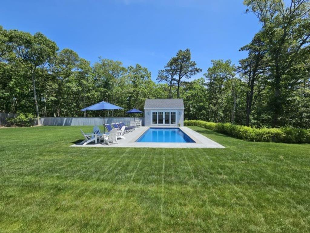 27 Tower Ridge Road, Oak Bluffs, MA 02557, Residential