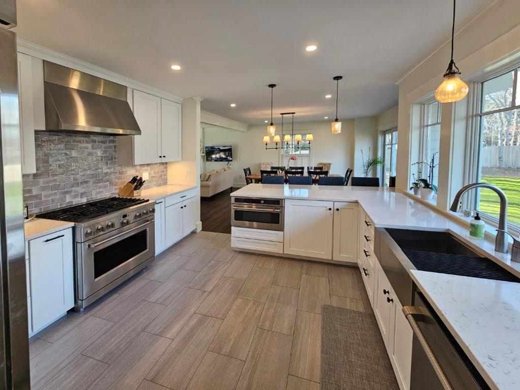 27 Tower Ridge Road, Oak Bluffs, MA 02557, Residential